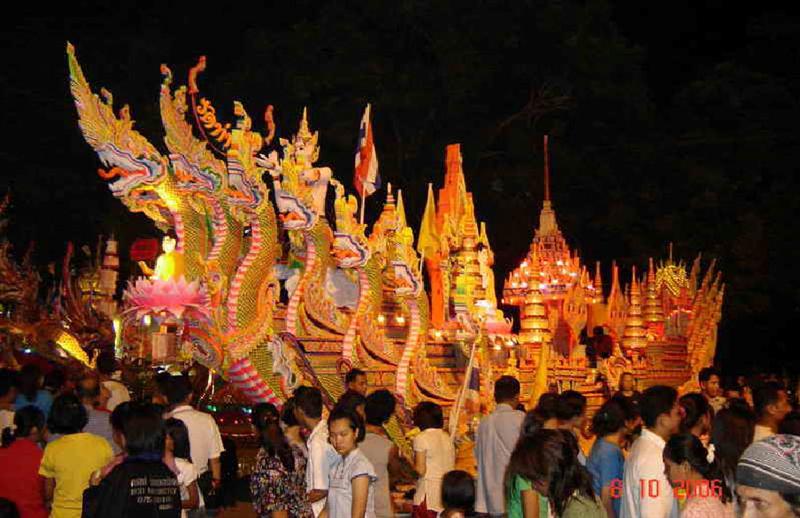 Thailand Festivals: Tak Bat Devo and Chak Phra Festivals in Thailand